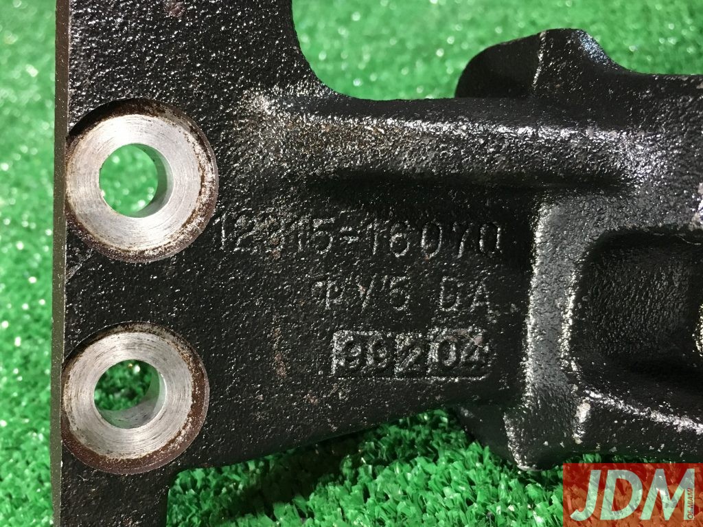 ENGINE MOUNTING BRACKET, RH – JDM of Miami