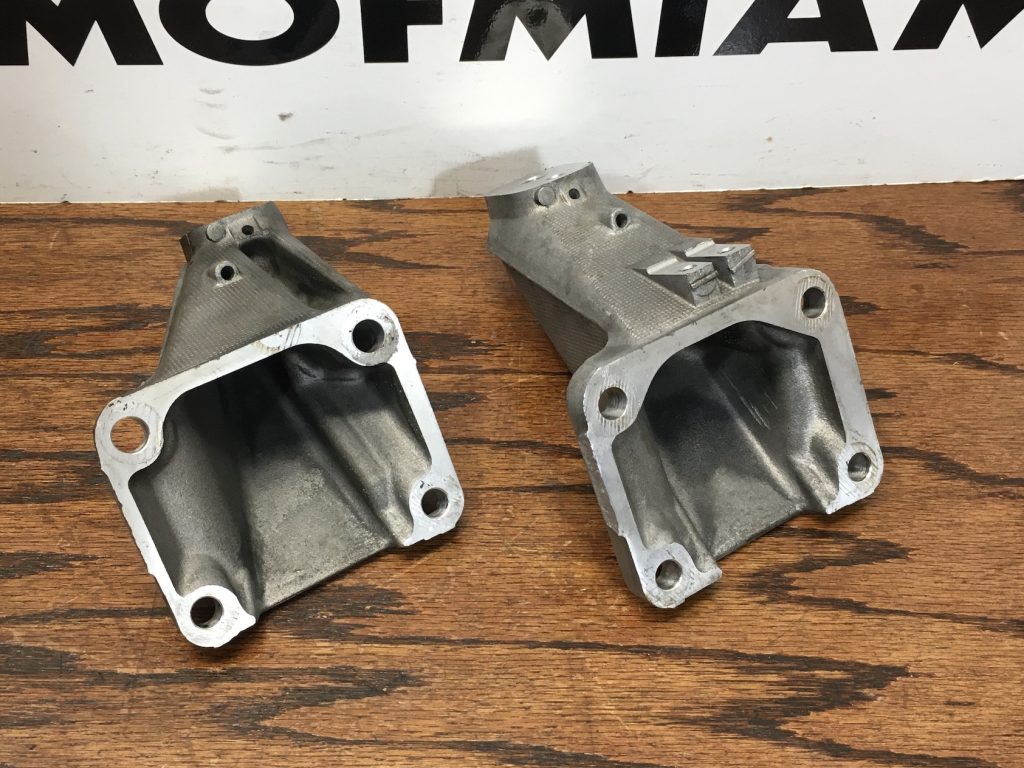 ENGINE MOUNT BRACKETS, FRONT, TOYOTA ARISTO – JDM of Miami