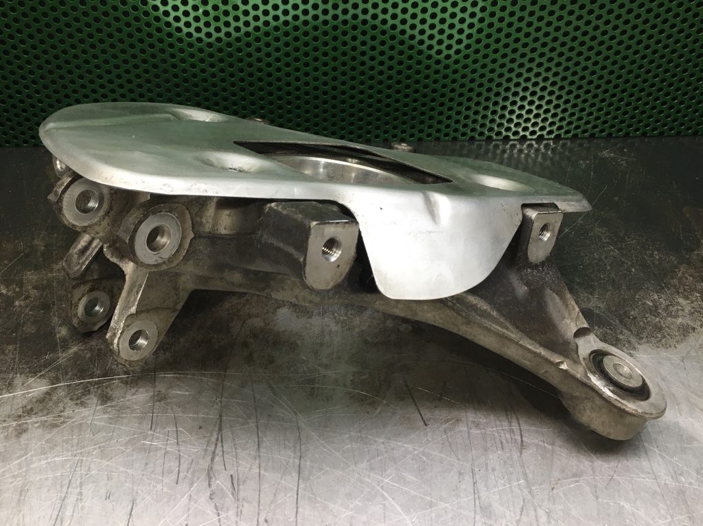 SPINDLE KNUCKLE HUB, REAR, RH – JDM of Miami